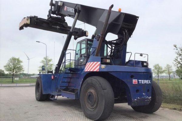 Reach stackers Archives | FTMH